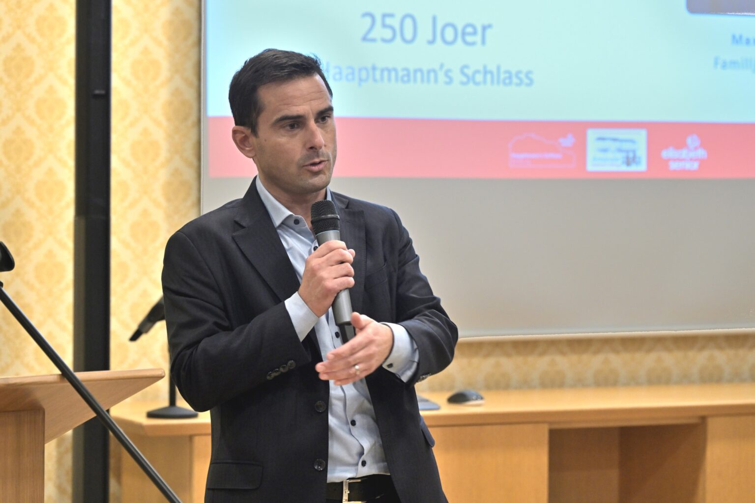 250 ans du Haaptmann’s Schlass à Berbourg - Elisabeth - Organisation ...